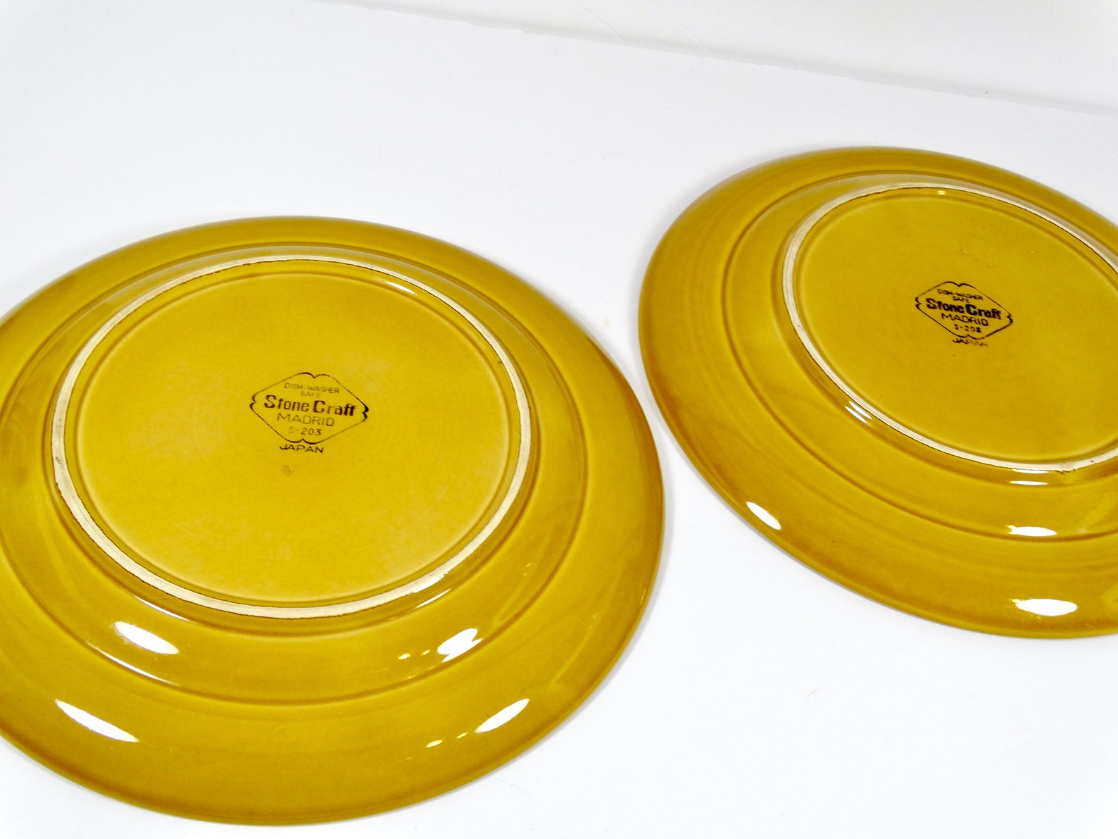 1970s Stonecraft Madrid Plate Set of 3 Plates 70s Dinnerware 70s Home ...
