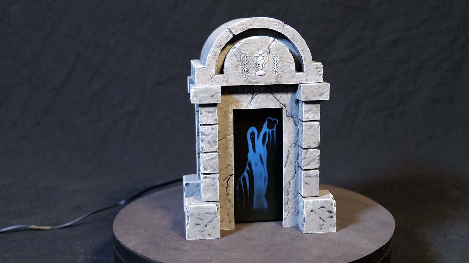 Haunted Mansion Ghost Tomb,crypt Fully Functional, Hidden Mickey Head ...