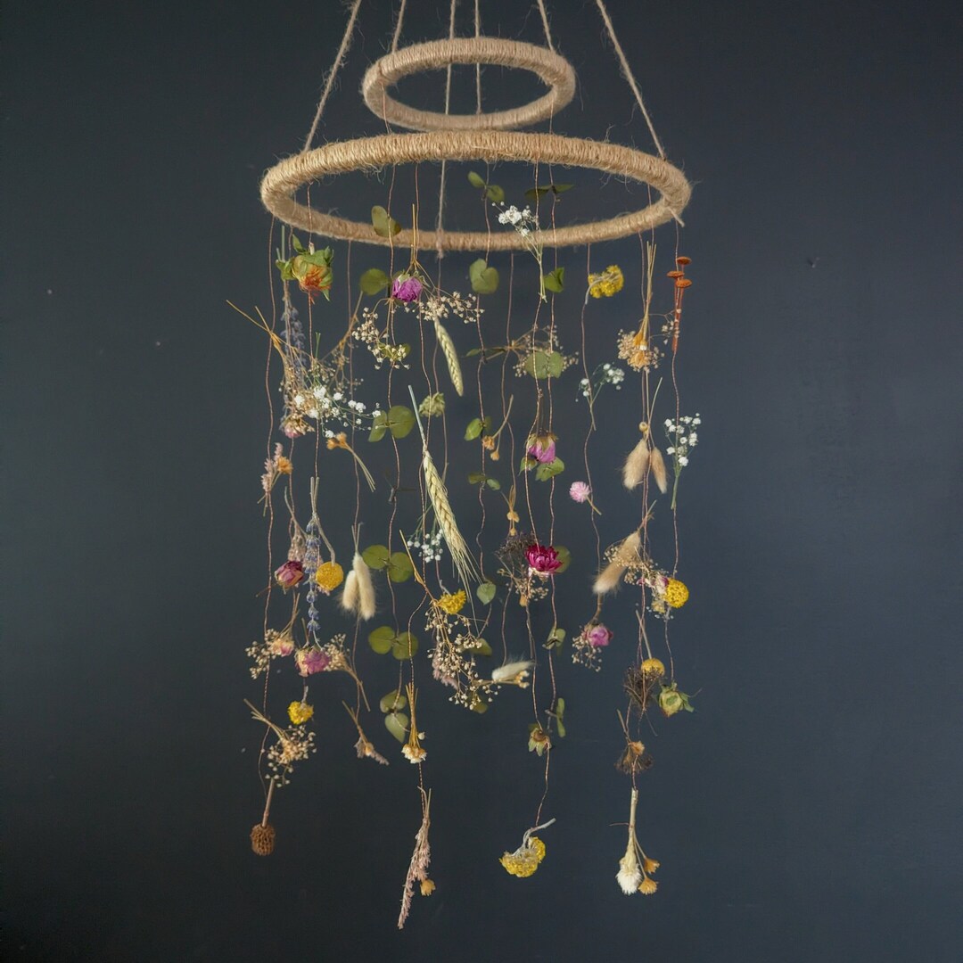 Dried Hanging Flower Strings Preserved Flowers Garland Round Hanging ...
