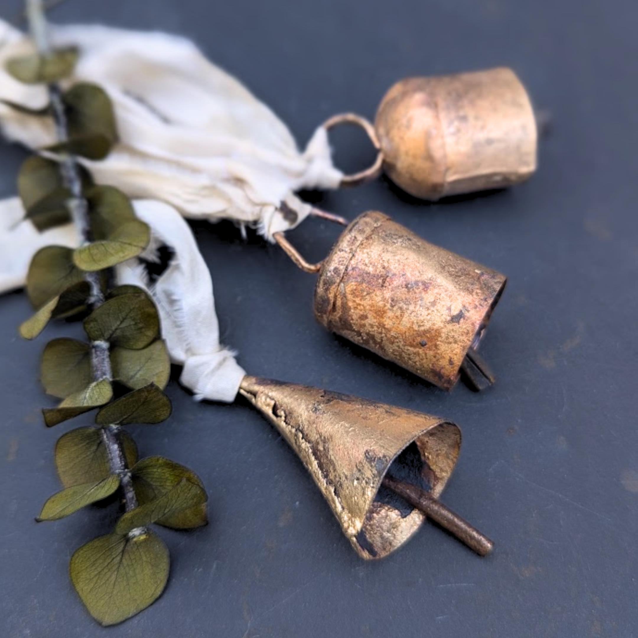 Old World Gold Bells Set, Vintage Sari Silk Loops, Holiday Decor - Etsy