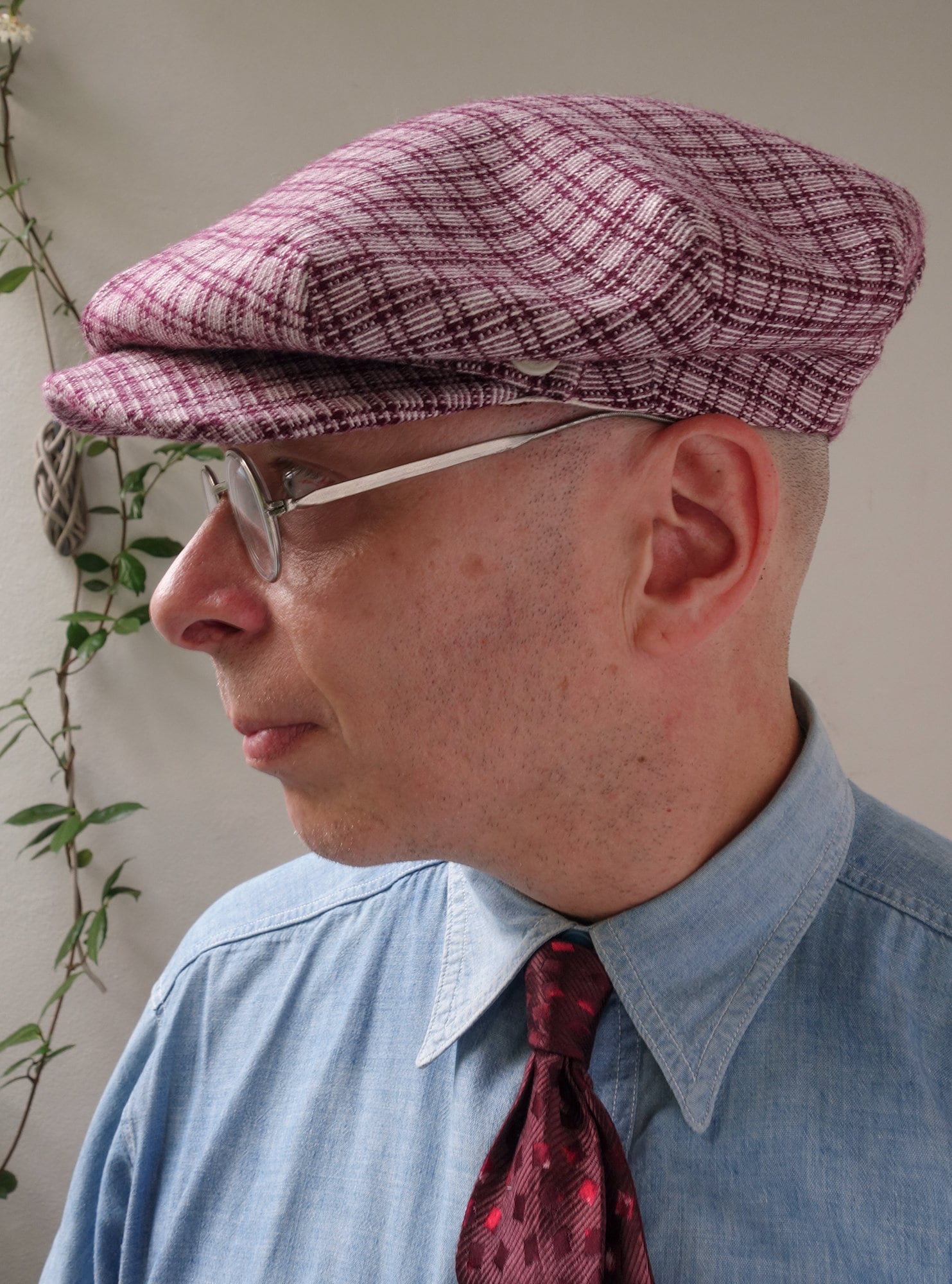 THE TRIDENT - 1920's-pattern Flat Cap With Three Inverted Rear Darts in ...