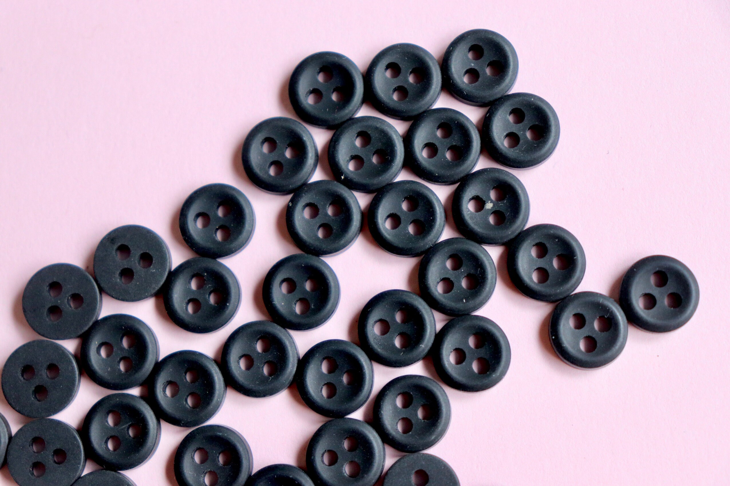 40 Vintage 3-hole Black Matte Buttons - Bulk Plastic Set for Fashion or ...