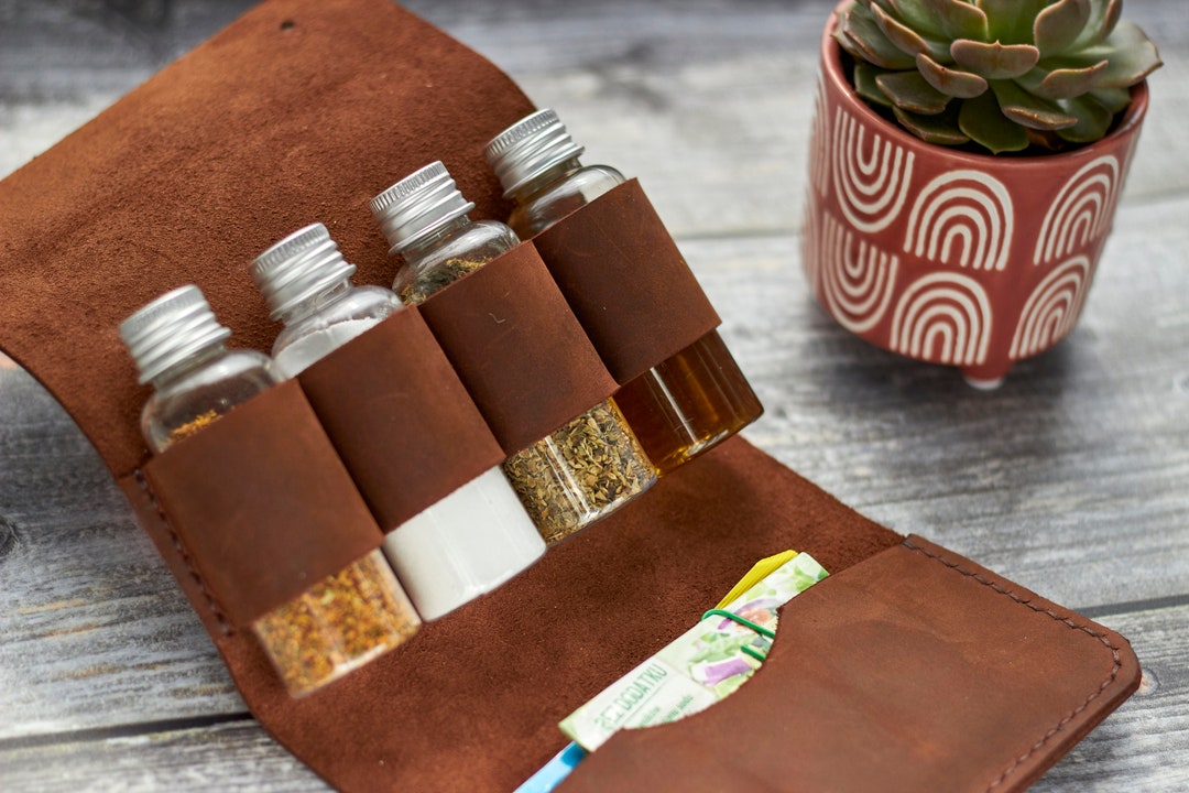 Personalized Leather Travel Spice Set With Empty 3 or 4 Bottles - Etsy