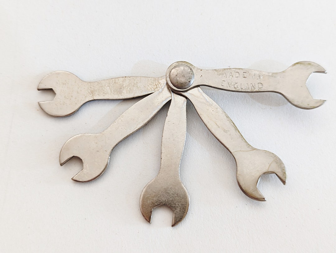 Vintage Mobil Pocket Spanner Set, 1950s Magneto Tappet Wrenches in ...