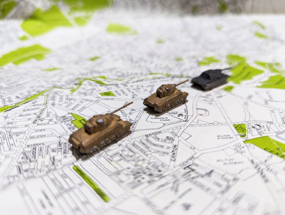 3 Tiny Tanks, Vintage Miniature Tanks, Diecast Lead Tanks, Vintage ...