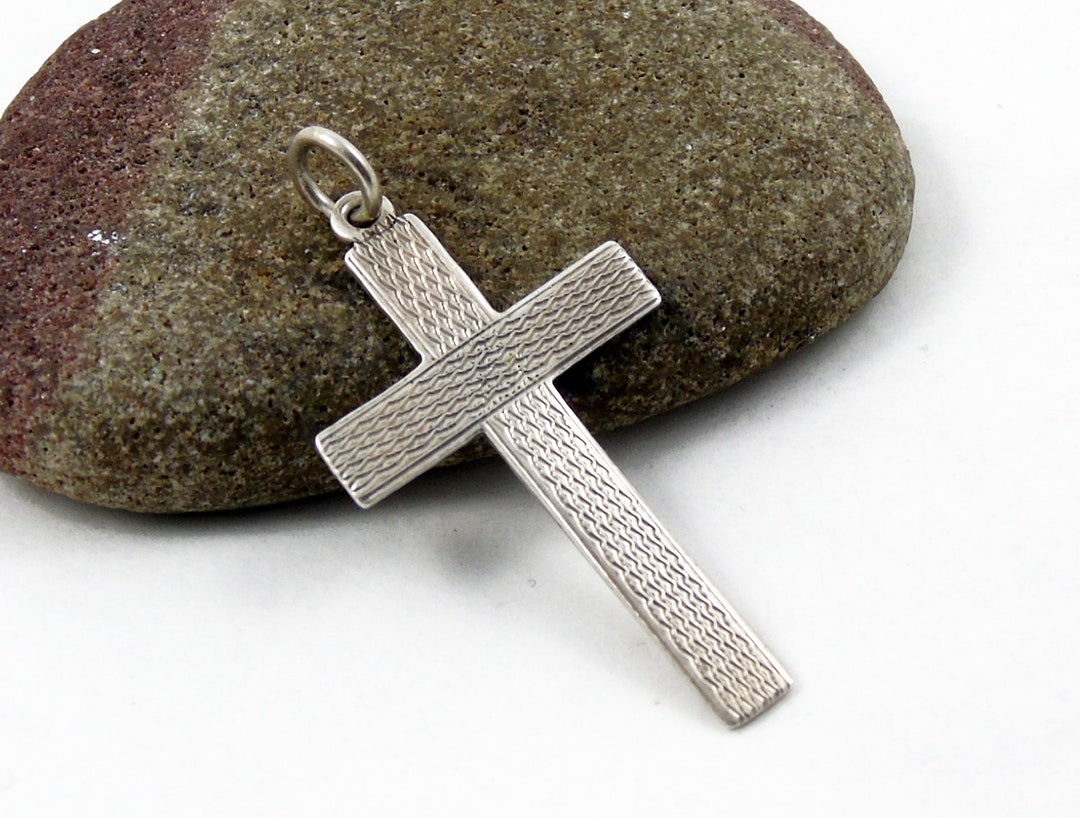 Silver Engraved Cross Pendant, Silver Crucifix - Etsy