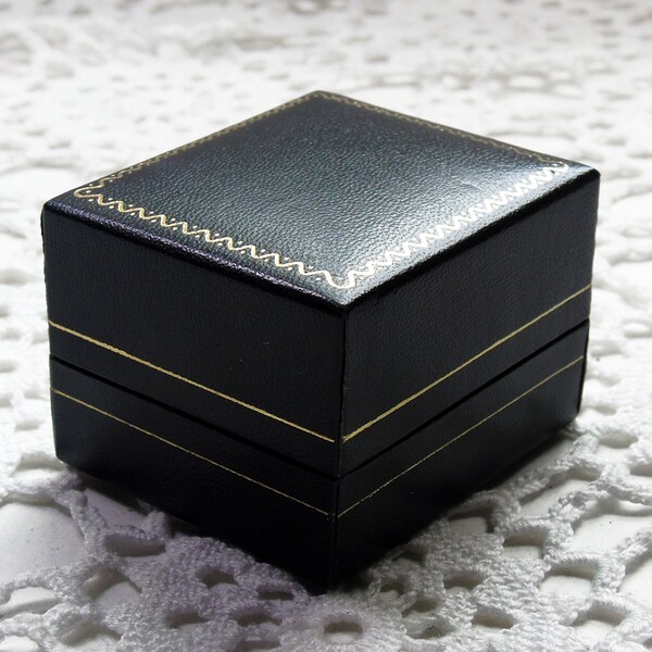 Leather Ring Box - Etsy