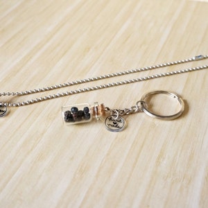 Hatsune Miku Set Smily Leek in a Bottle Matching Couples Necklace ...