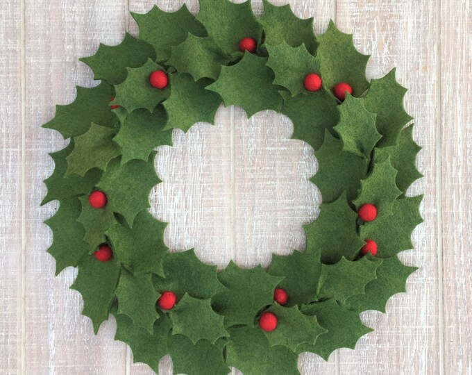 Felt Holly Wreath Small Christmas Wreath Holly Candle Ring | Etsy
