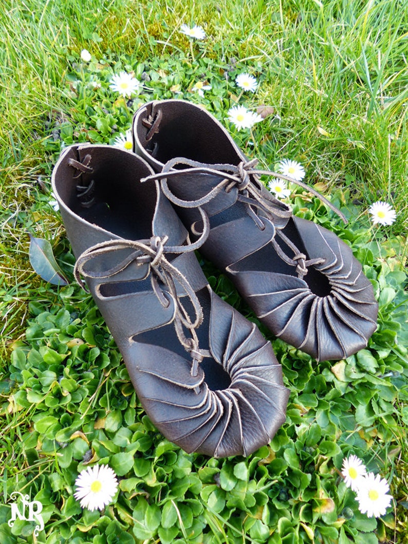 Celtic Leather Shoes Vegetable Tanning on Order Barefoot Sensation ...