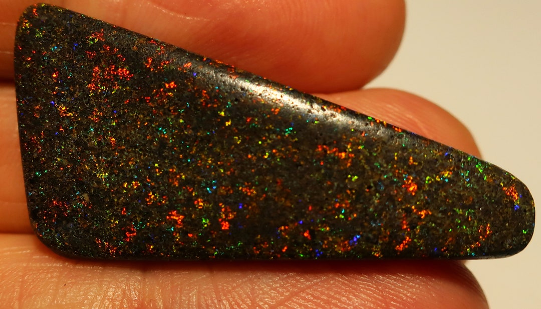 Stunning Andamooka Matrix Opal. Beautiful Bright Rainbow Sparkles of ...