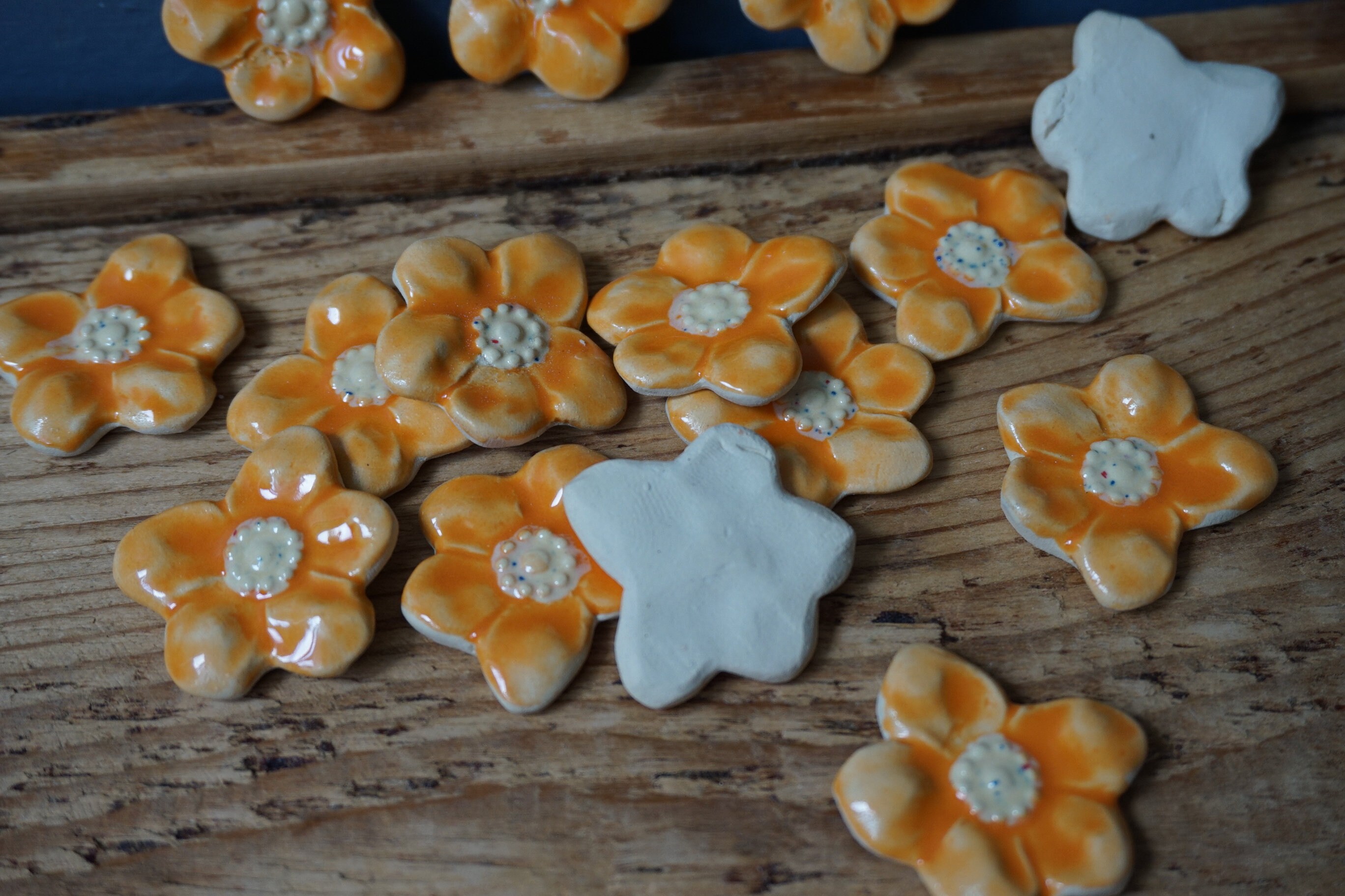 5 Ceramic FLOWER TILES / Mosaic Tile set / Ornament / Wall art | Etsy