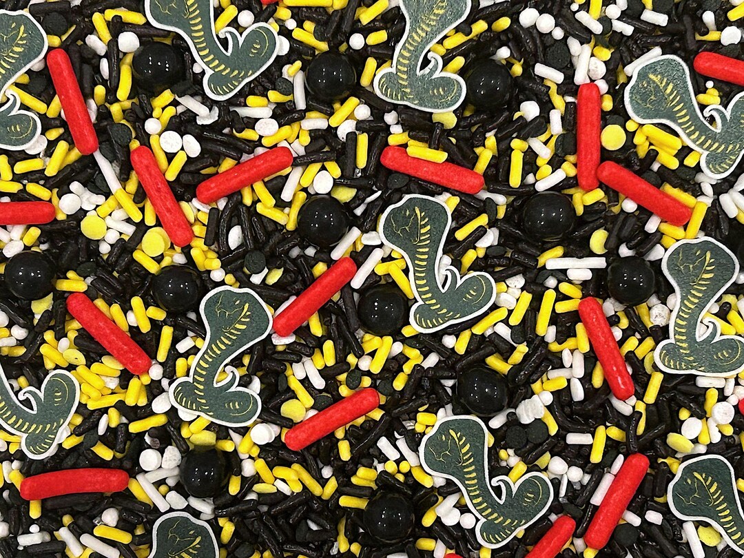 Cobra King - Edible Candy Sprinkle Mix (w/ Wafer Snakes) for Cakes ...