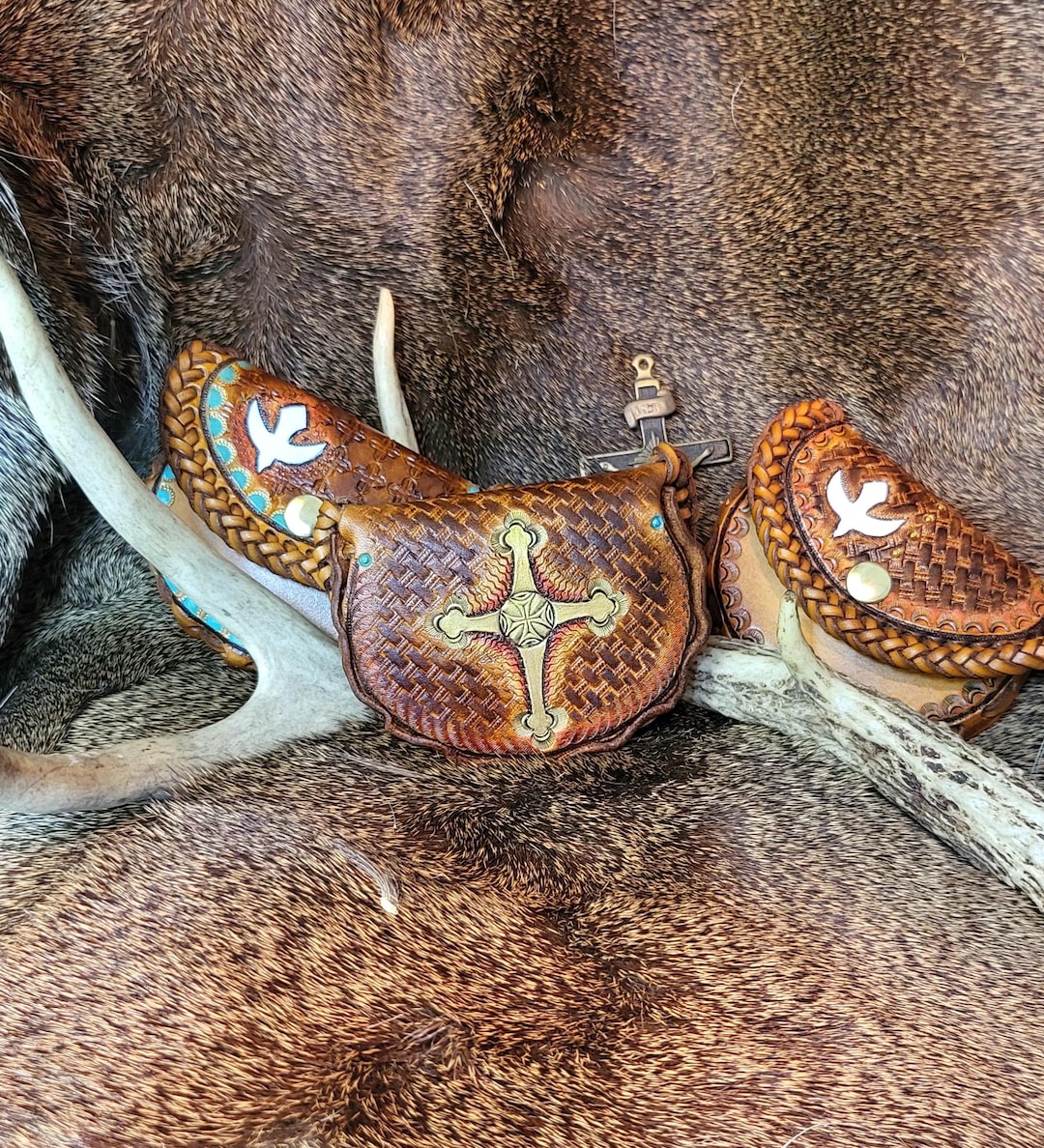 Handmade Leather Precious Rosary Pouch for Catholic and Christians - Etsy