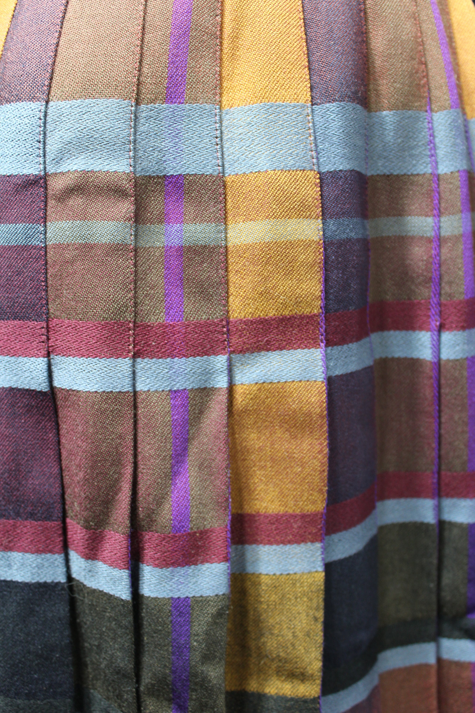 Vintage Rene Pontier France 100% Wool Pleated Midi Skirt/tartan/plaid ...