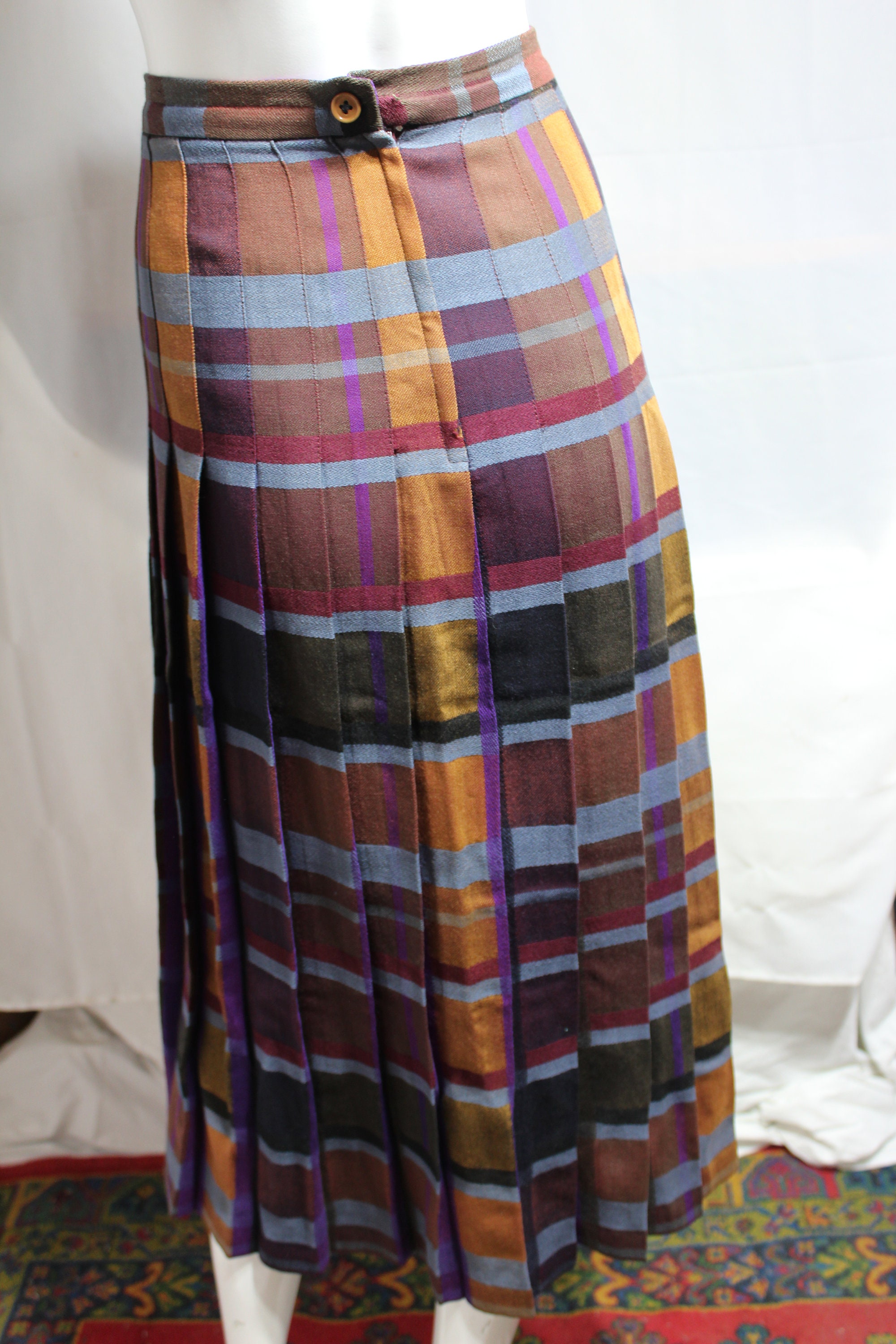 Vintage Rene Pontier France 100% Wool Pleated Midi Skirt/tartan/plaid ...