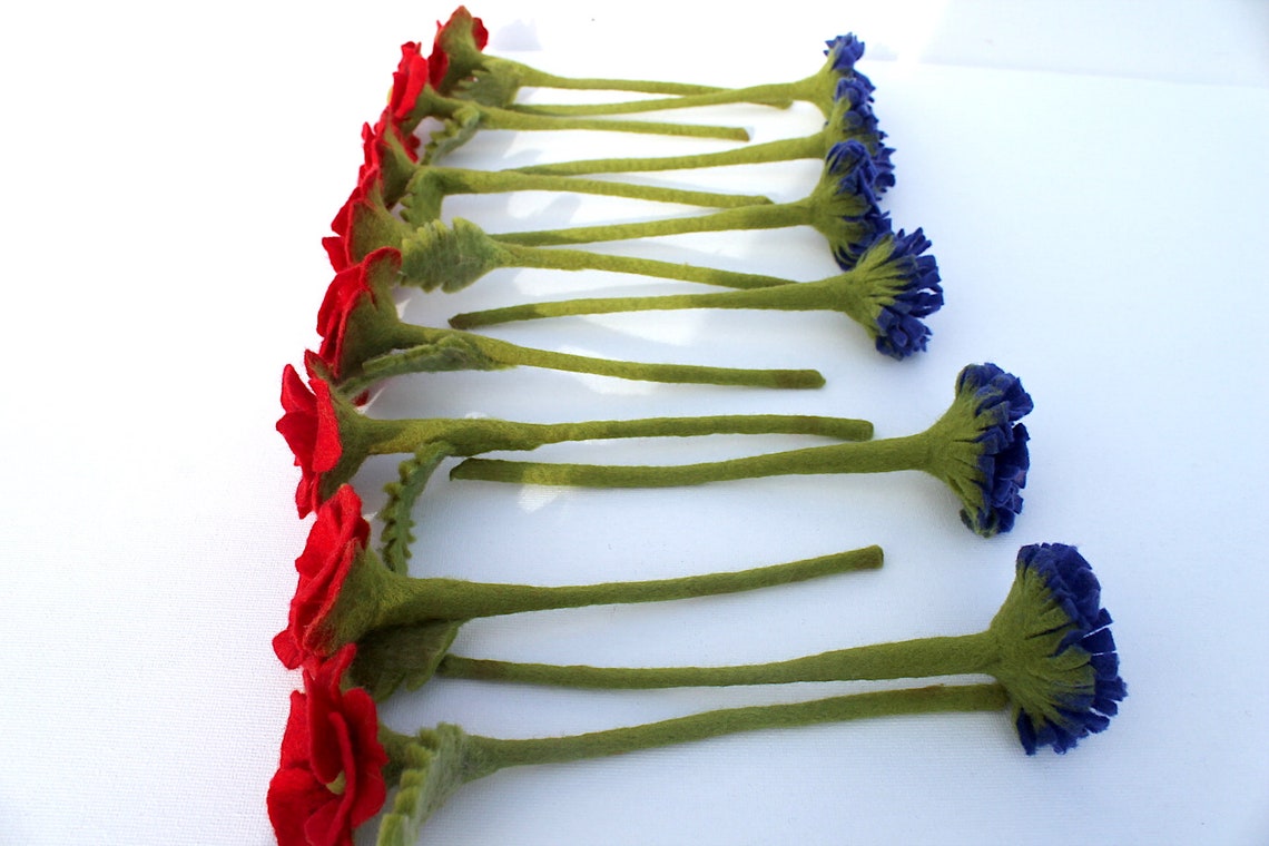 Magic little felted poppy flowers and cornflowers felted by | Etsy