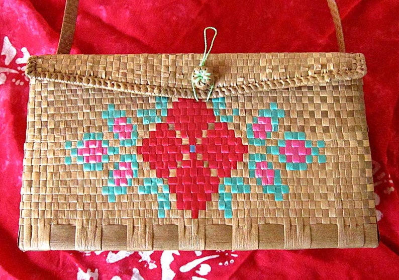 Hand Woven Lauhala Purse: Micronesian Island Collectible - Etsy