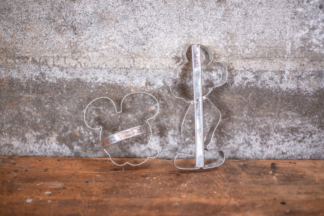 Aluminum Mickey Mouse Cookie Cutters : Vintage Walt Disney Productions ...