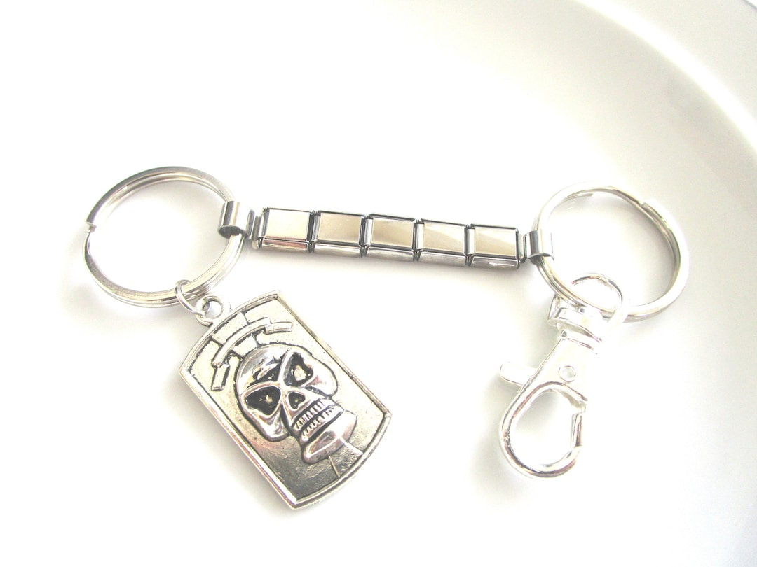 Biker Style Silver Tone Skull Skeleton Charm Key Chain Square Chain Key ...