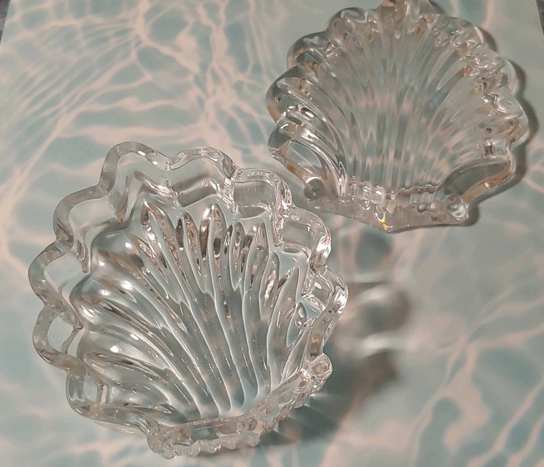 Vintage Clear Glass Clamshell Covered Trinket Dish - Etsy