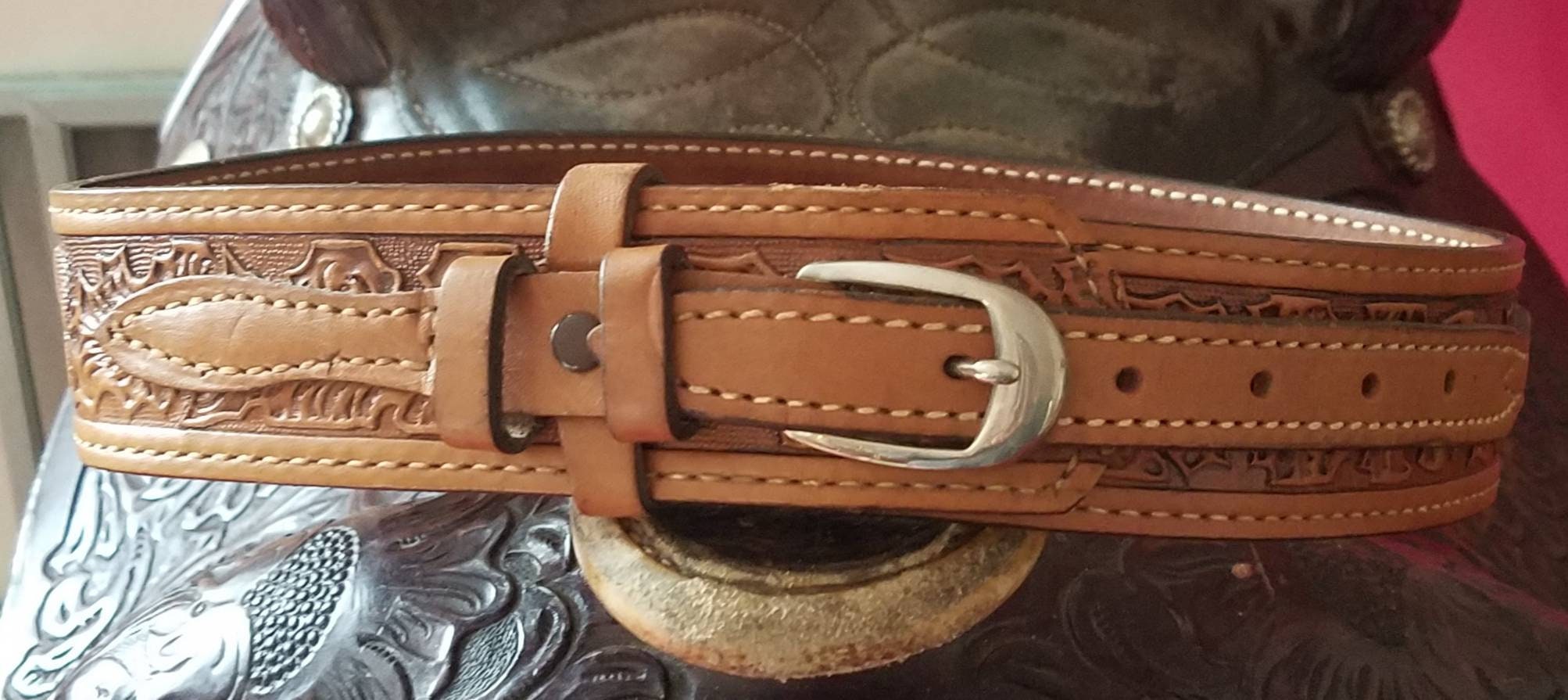Vintage Textan tooled leather Texas Ranger style belt | Etsy