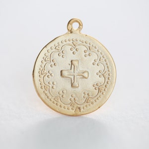 Sterling Silver Round Cross Pendant - Lightly Oxidized 925 Sterling ...