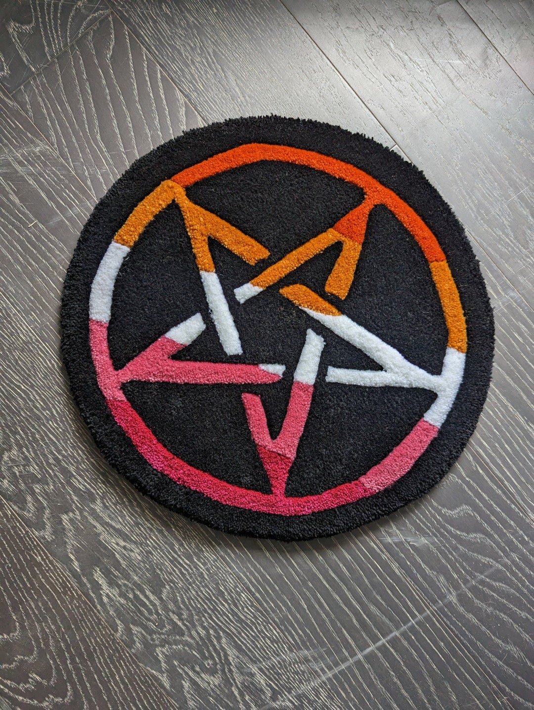 Small Pentagram / Pentacle Lesbian Pride Tuft Rug - Etsy