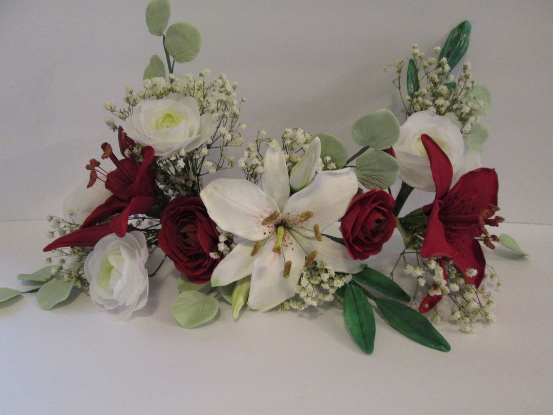 Elegant Burgundy & White Lily Cake Topper: Wafer Paper Ranunculus, Baby ...