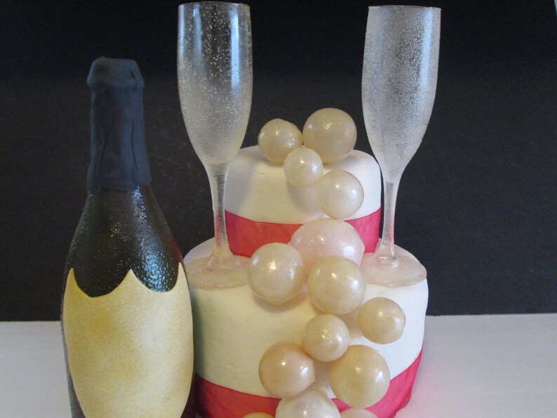 Edible Champagne Bottle & Flute Cake Topper With Gelatin Bubbles - Etsy UK