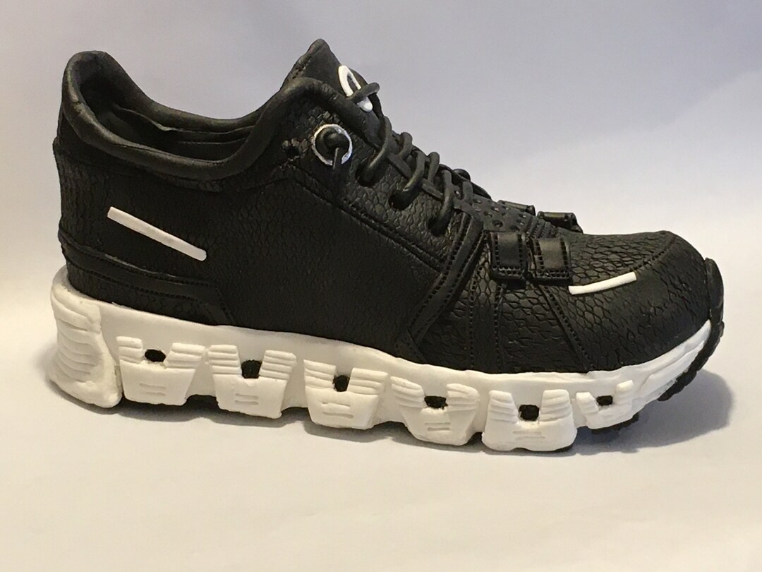 Men's Running Shoe Cake Topper, Sugar Sneaker Cake Topper, Gumpaste ...