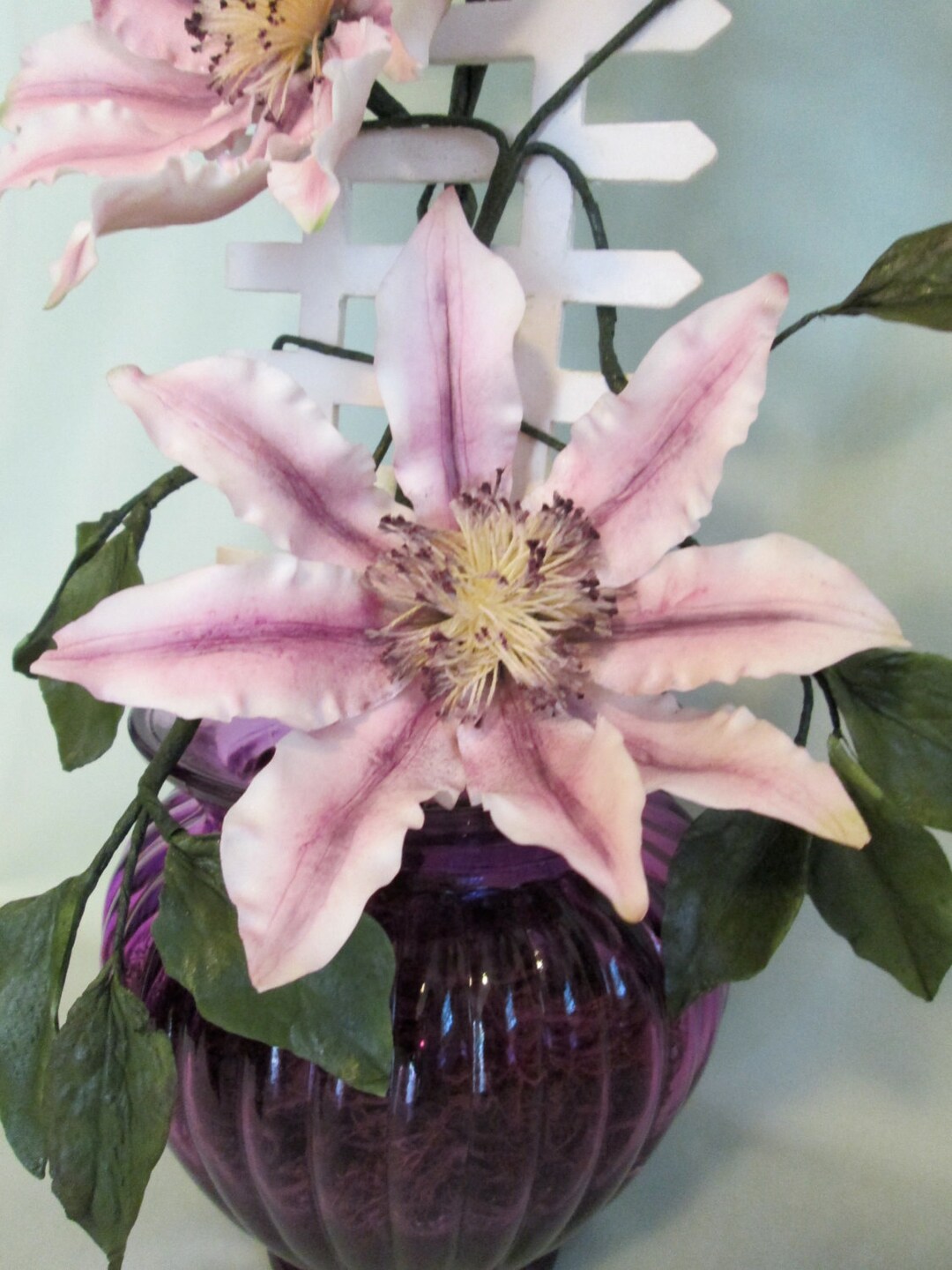 Realistic Clematis Sugar Flower Cake Topper: Edible Gumpaste Flower - Etsy