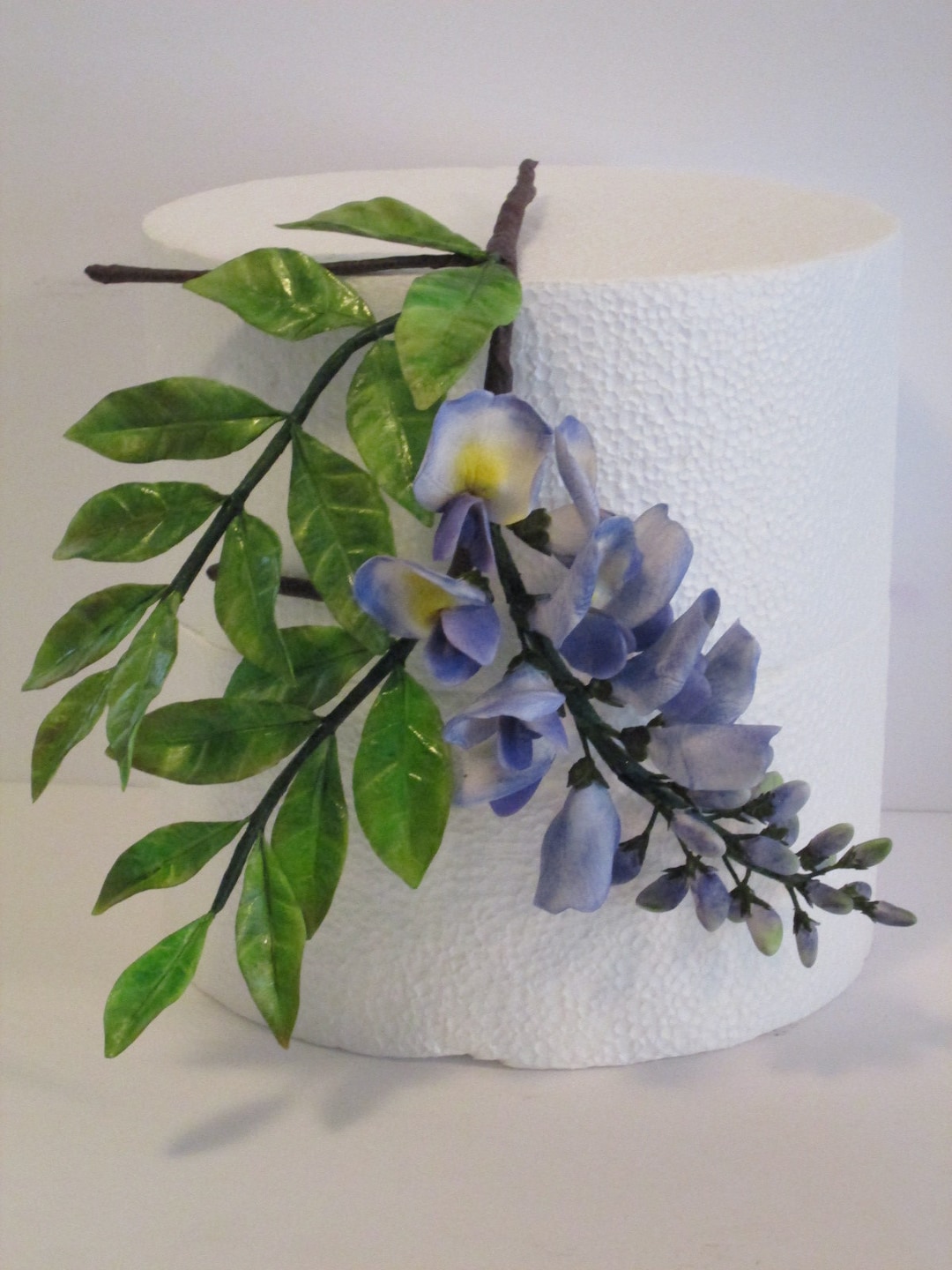 Pretty Realistic Wisteria Sugar Flowers Cake Topper, Gumpaste Flower ...