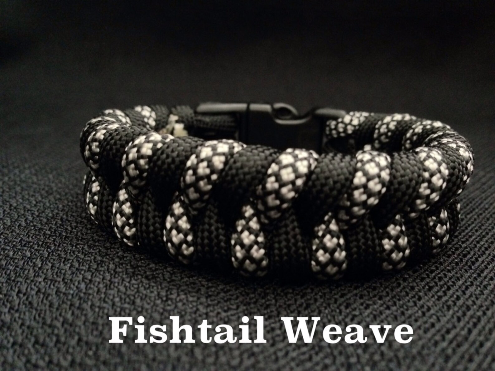 Silver Diamond 550 Paracord Bracelet: Custom Weave, Color Choice - Etsy