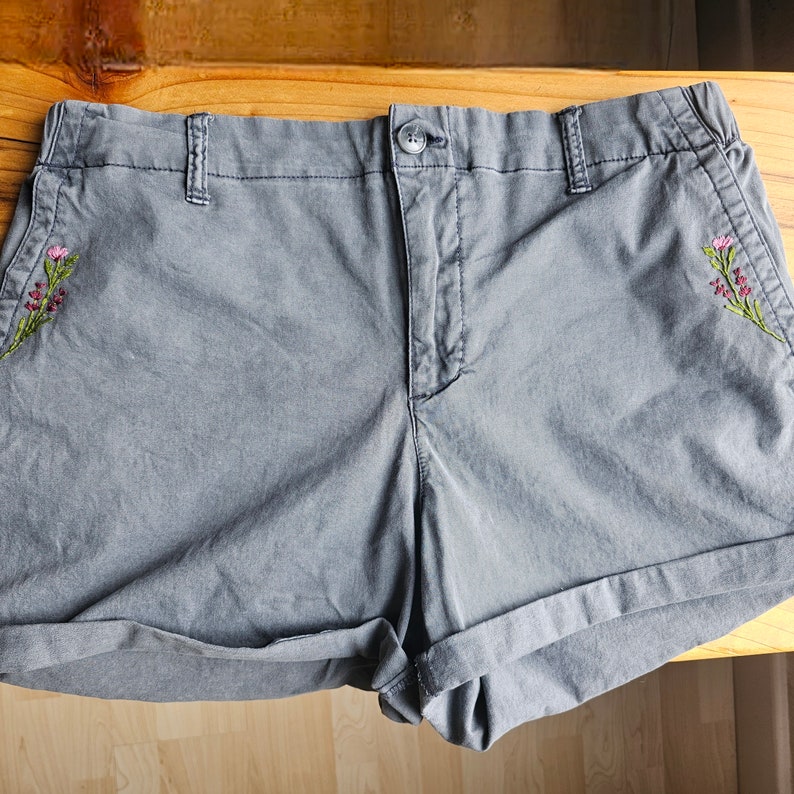Hand Embroidered Chino Shorts - Etsy