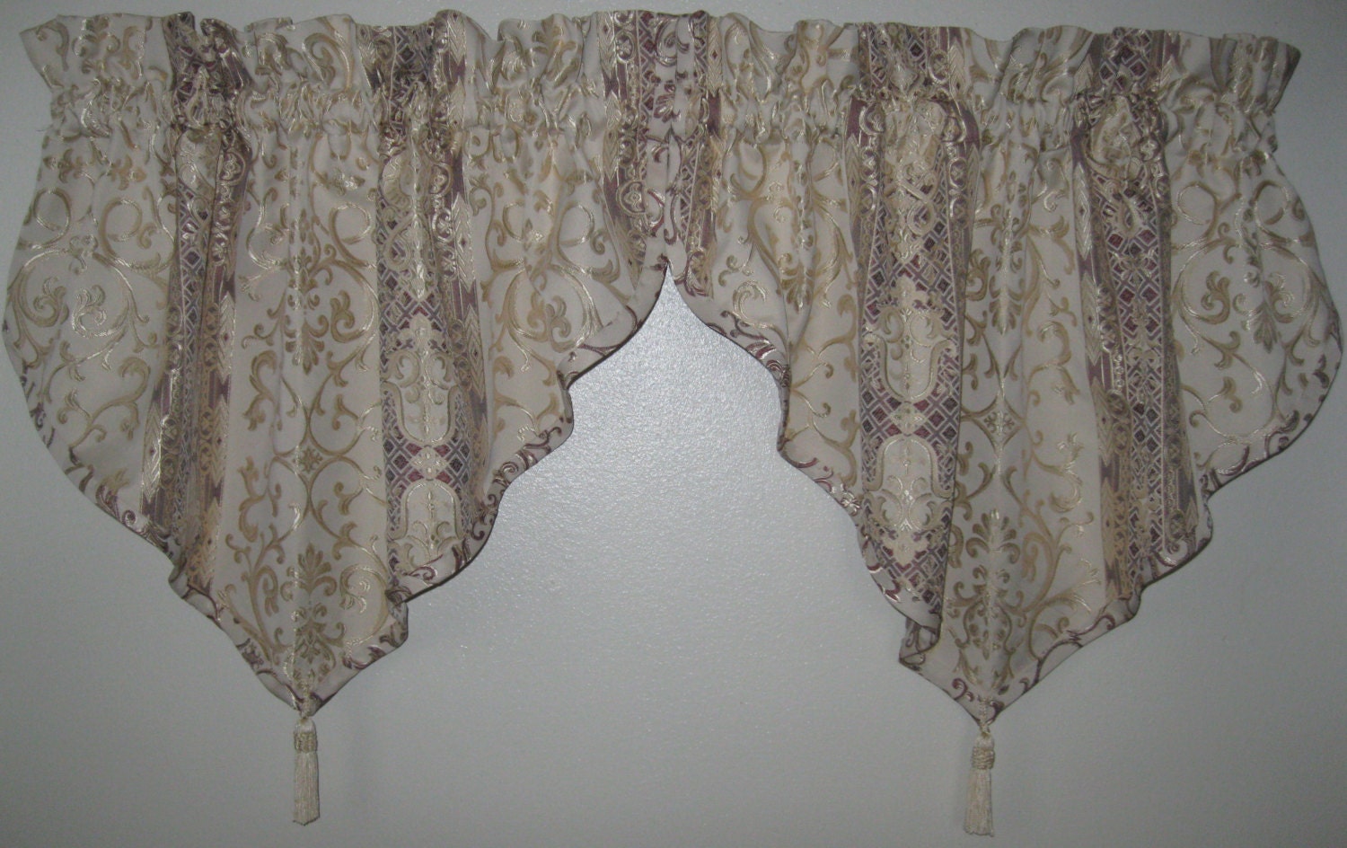 Ascot Damask/jacquard Valance 40 W 21 L - Etsy