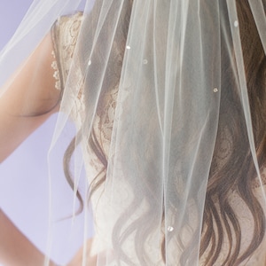 Add Swarovski Rhinestones to Your Veil --1 Set of 50 Stones-- - Etsy