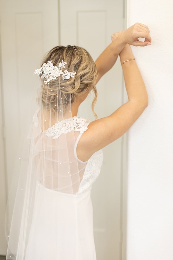 Lace and pearl wedding veils store