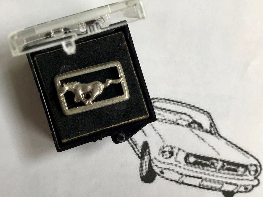Mustang Pin, SEATTLE WORLD'S FAIR Official Souvenir Vintage Mustang Pin ...