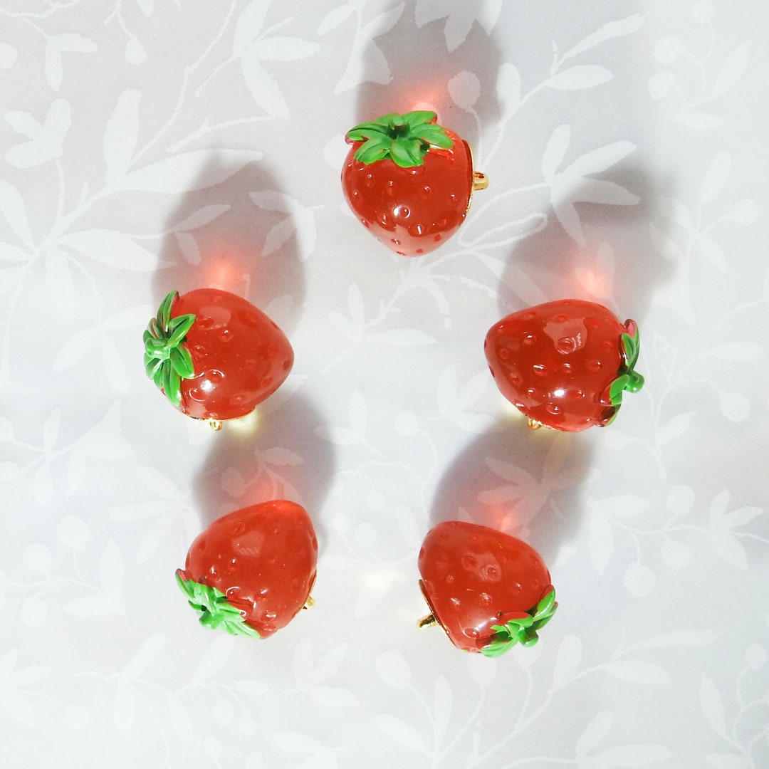 Strawberry Buttons for Sewing With a Shank. Fun and Cute Summer ...