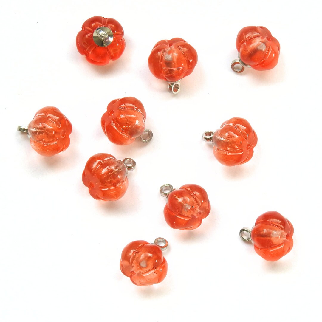 Orange Mini Pumpkins Glass Beads for Decoration. Creative Gift Ideas ...