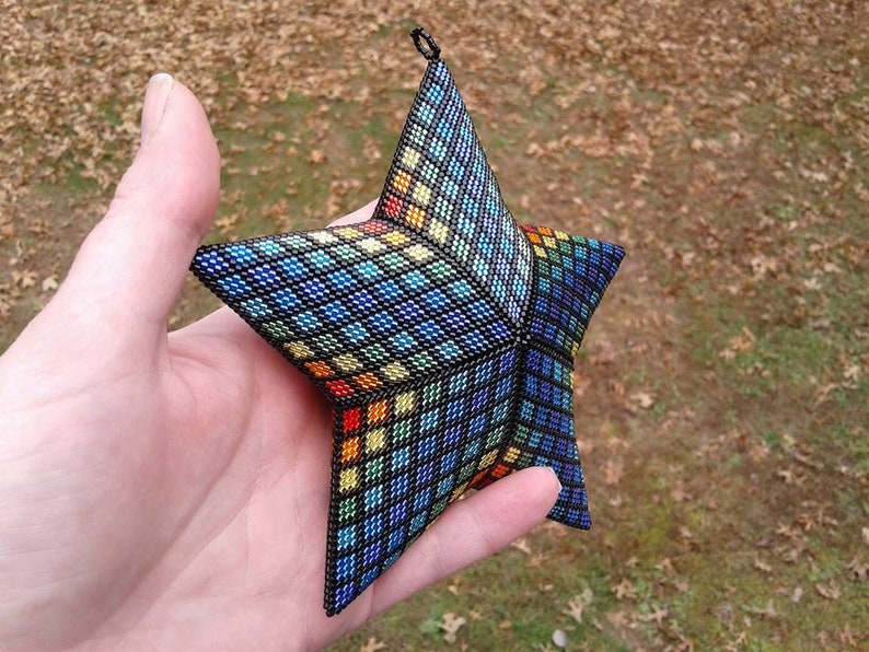 3D Beaded Star Pattern, 3 Dimensional Puffy Star Ornament Pattern ...