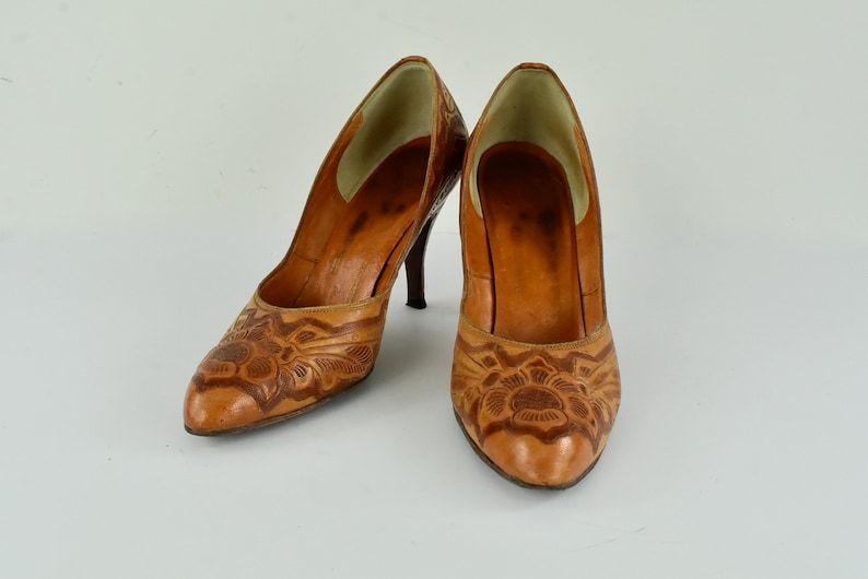 1950s Hand Tooled Heels From Mexico..........size 7 - Etsy
