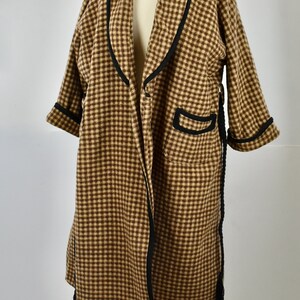 1920s Beacon Brown Checked Robe With Black Trim & Belt ......... Mens ...