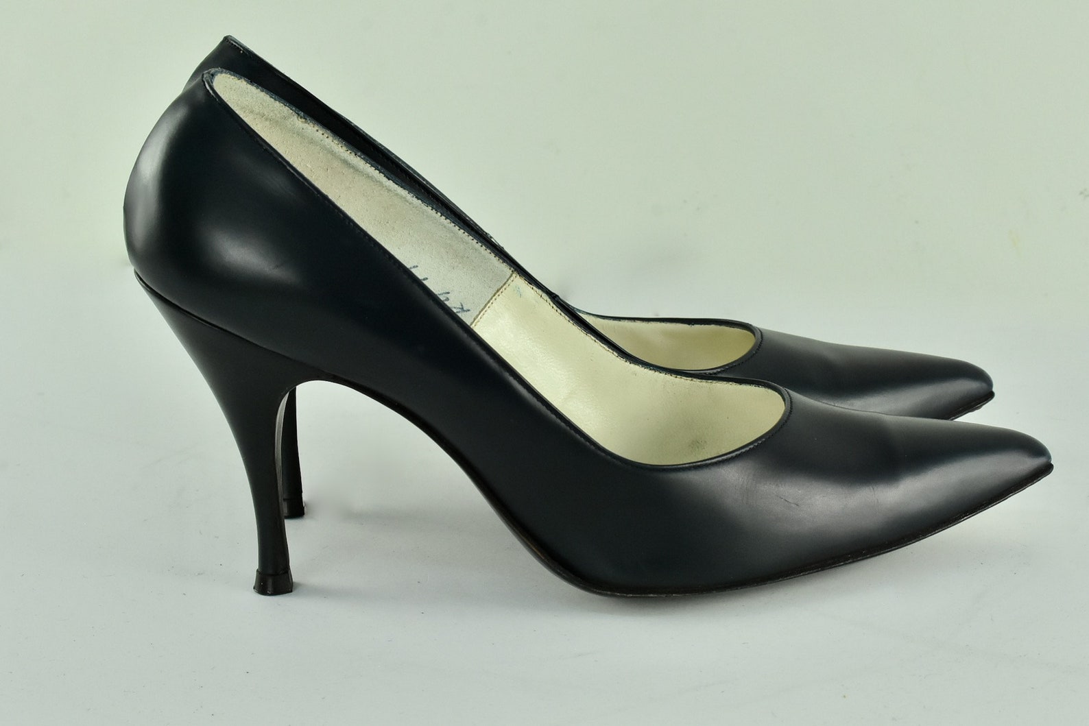 1960s Navy Leather Stilettos ..... Hand Sewn House of Customcraft ...