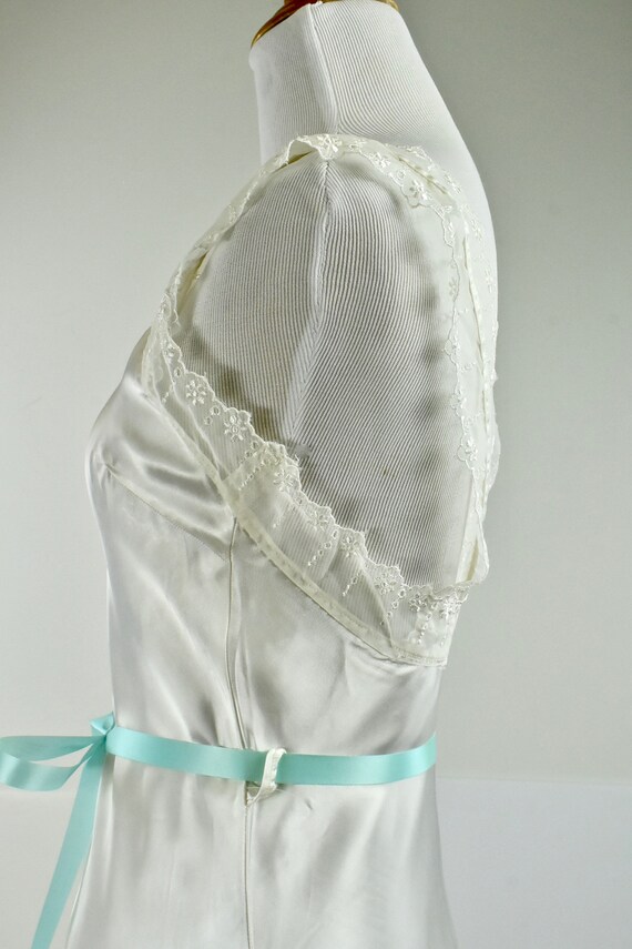 1940s Rayon White Satin Bias Cut Nightgown By Albert… Gem
