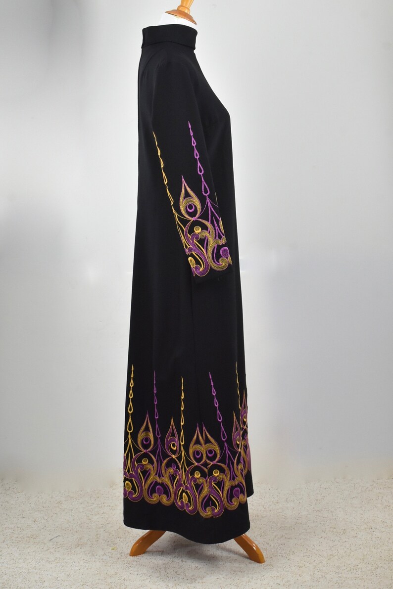1970s TREVIRA 2000 Black Knit Long BOHEMIAN Dress With Fuchsia & Gold ...
