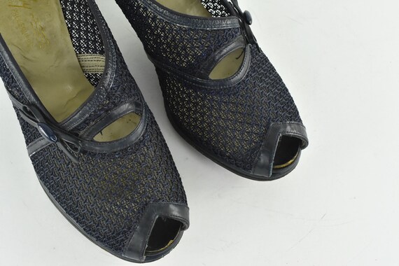 1940s Navy Blue Mesh & Leather Peep-Toe Pumps by SELB… - Gem