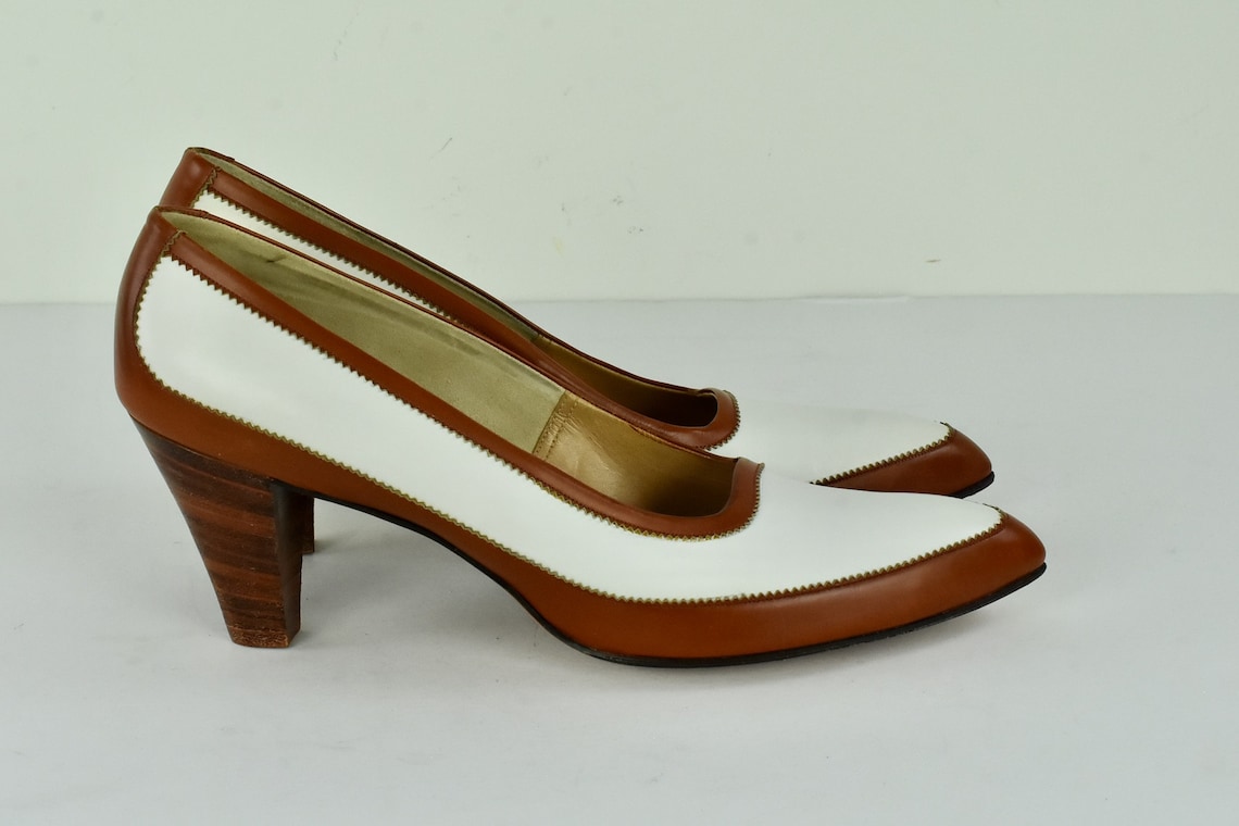 1960s NEWTON ELKIN Spectator Pump ... Hand Sewn ..... Unworn in Box ...