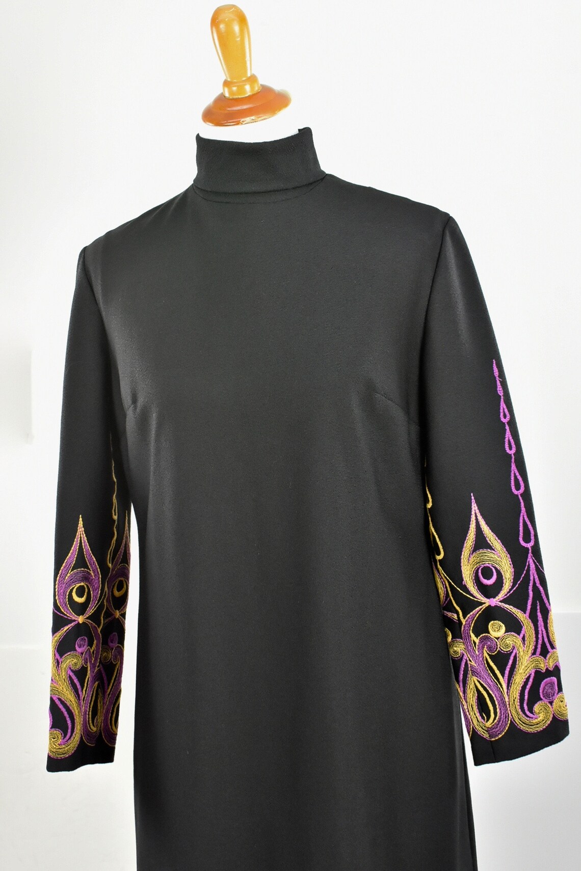 1970s TREVIRA 2000 Black Knit Long BOHEMIAN Dress With Fuchsia & Gold ...
